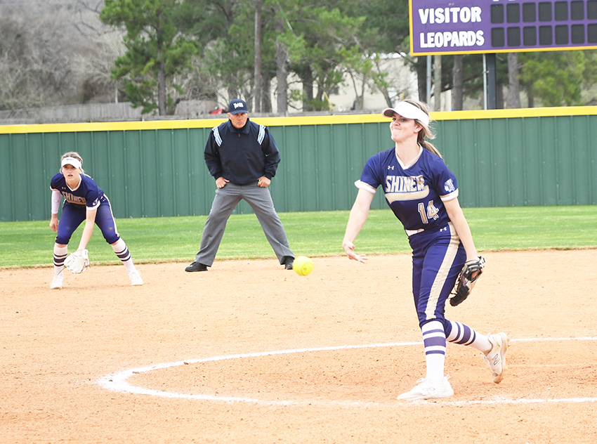 Shiner softball:Lady Comanches split six games at LG tournament ...