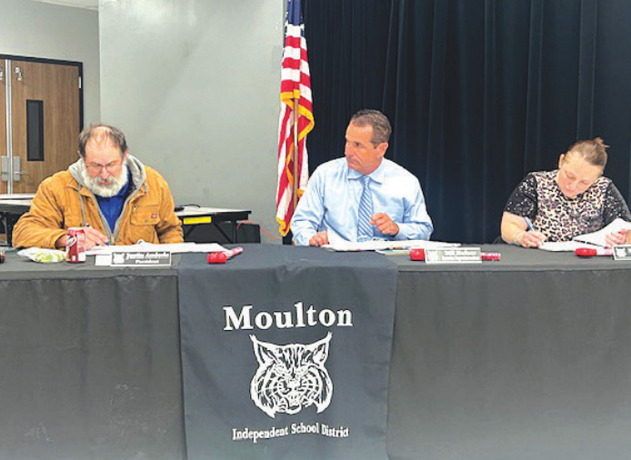 School board allows Superintendent to look for replacement | Lavaca ...