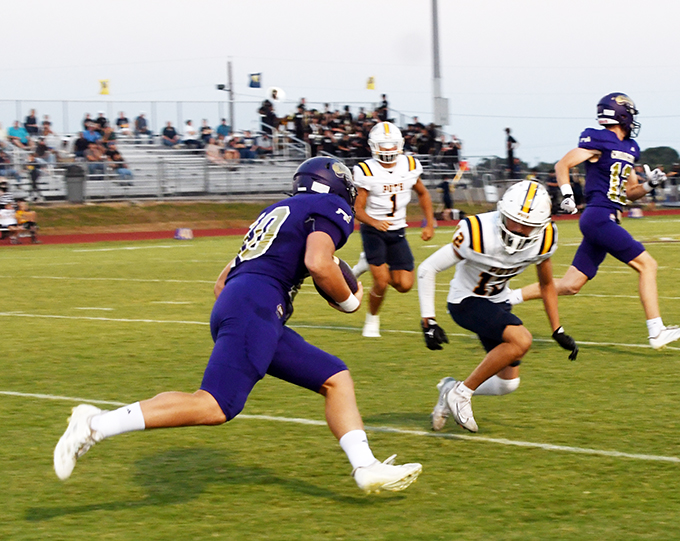 Shiner football: Comanches wreck the Pirates 41-19 | Lavaca County Today